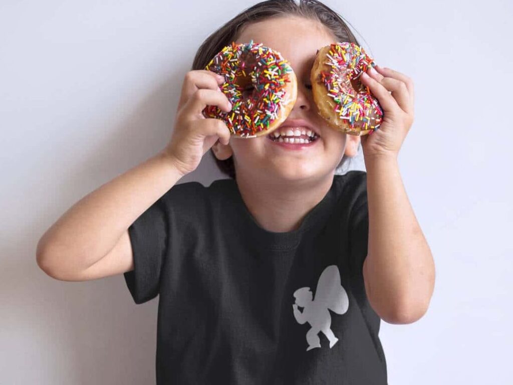 soñar con limpiar caca de otra persona